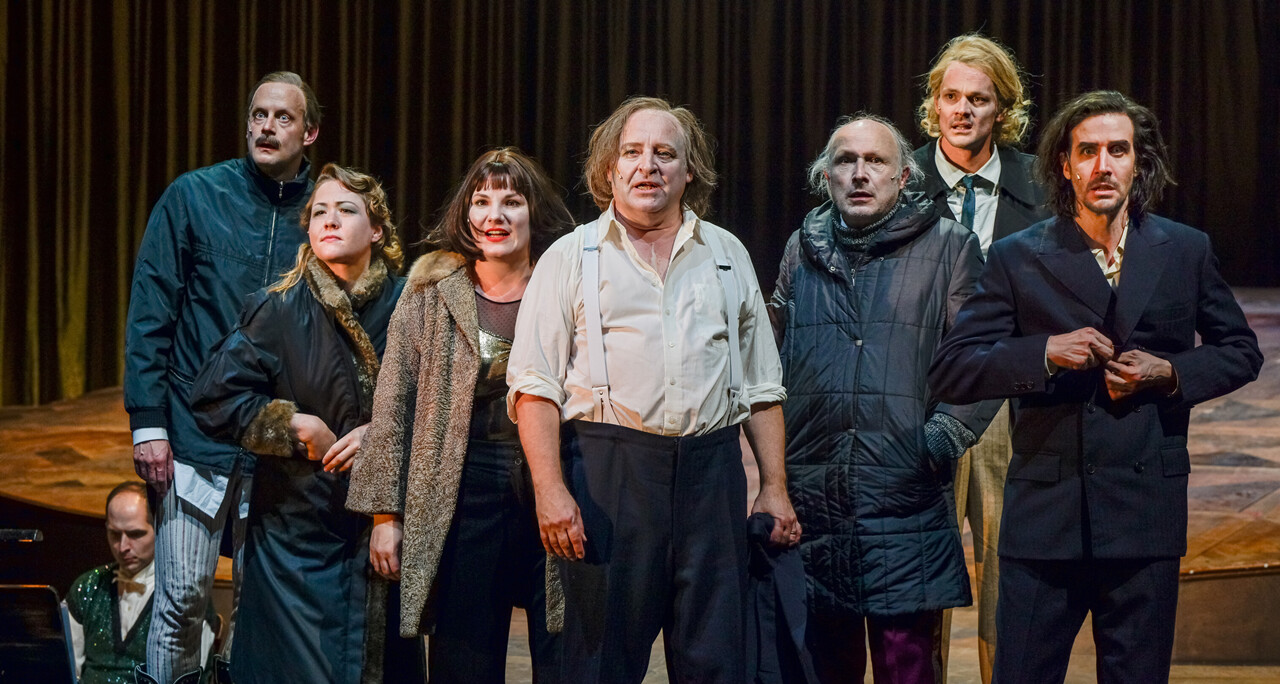 Staatsoper Stuttgart, Das Stuttgarter Ballett und Schauspiel Stuttgart ...